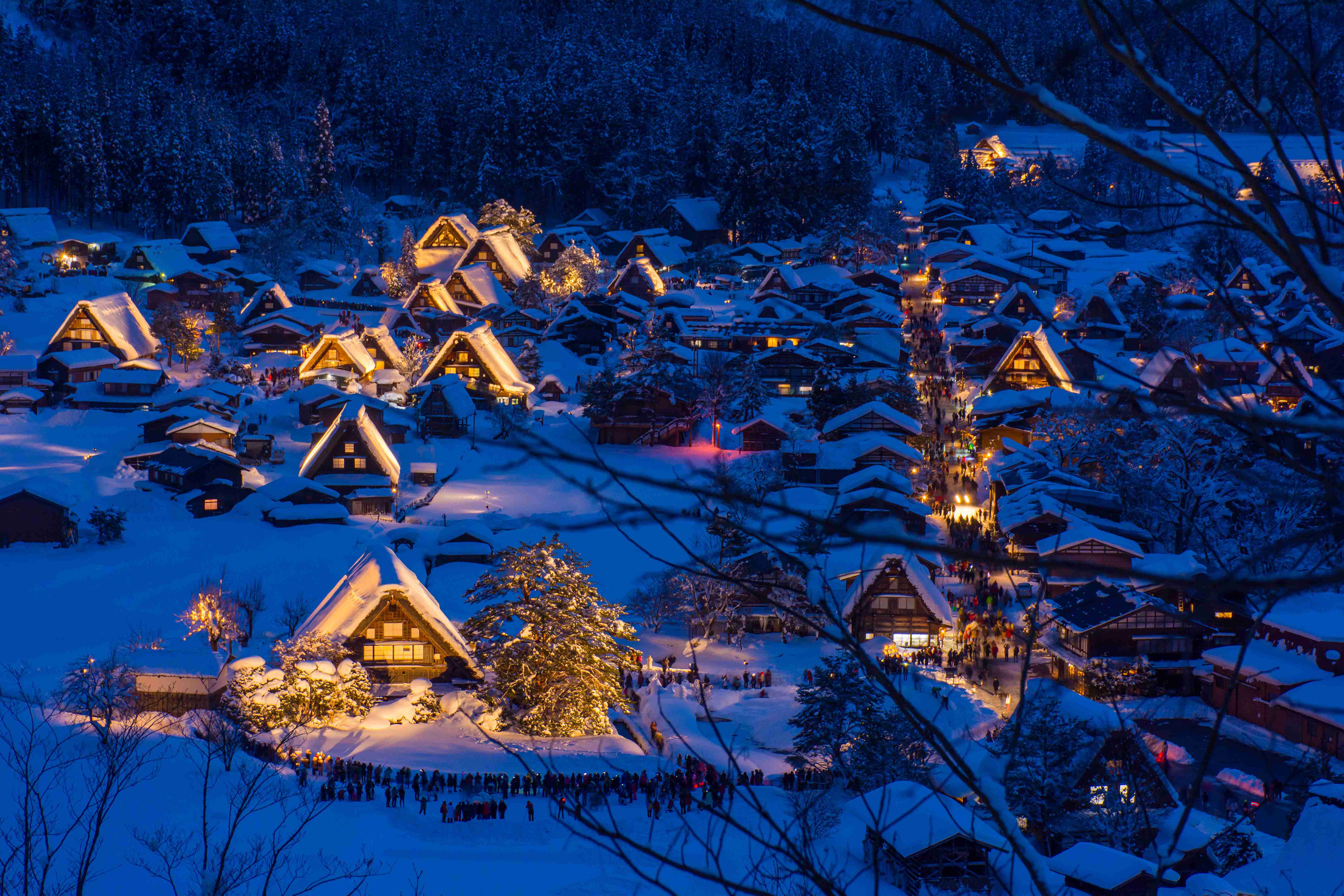 *合掌村夢幻點燈【萬怡酒店+高山溫泉】新穗高纜車.採草莓6日 | 五福旅遊Lifetour
